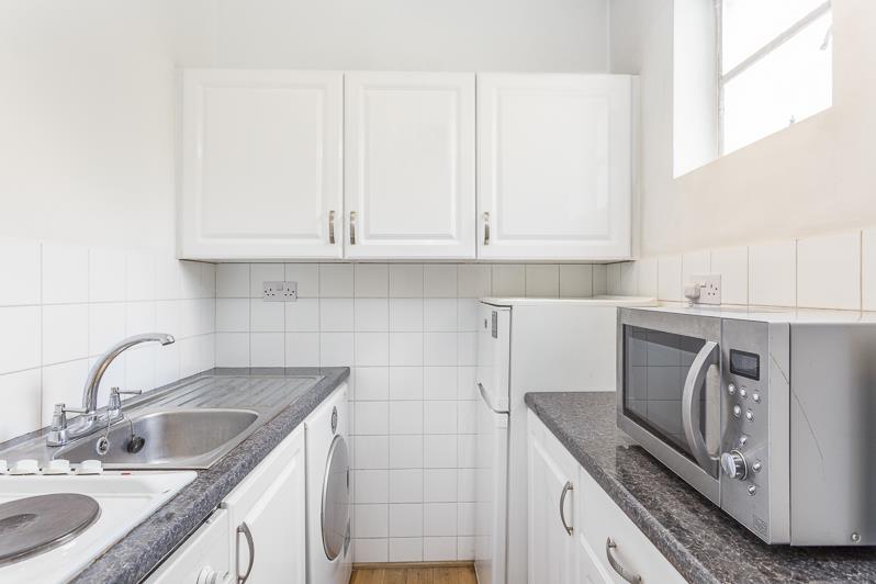 Studio | W8 4EE | Broadwalk Court | Pickwick Estates