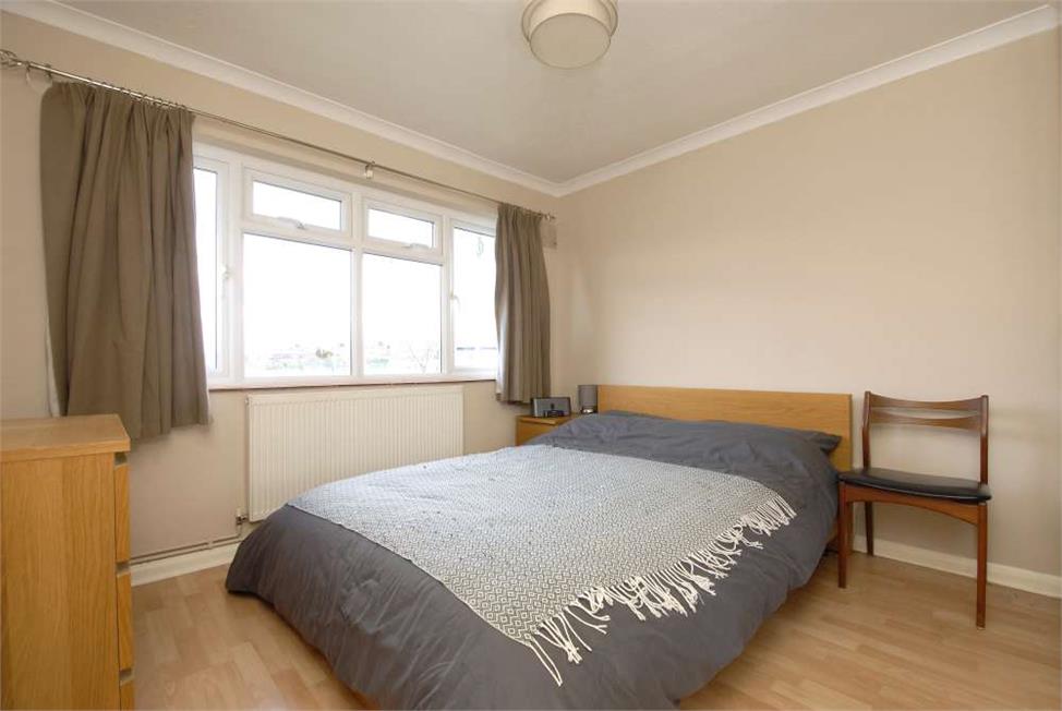 2 Bedroom Flat | SE23 1NN | Karen Court | Pickwick Estates