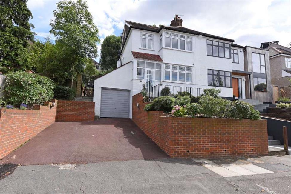 4 Bedroom House | SE23 3DQ | Tewkesbury Avenue | Pickwick Estates