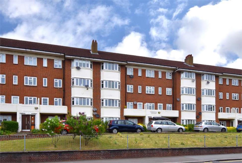 3 Bedroom Flat | SE23 3LF | Oakhill Court | Pickwick Estates
