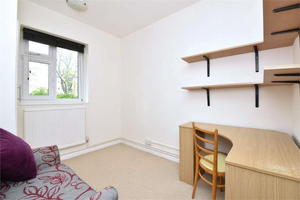 3 Bedroom Flat | SE23 2JA | Valentine Court | Pickwick Estates