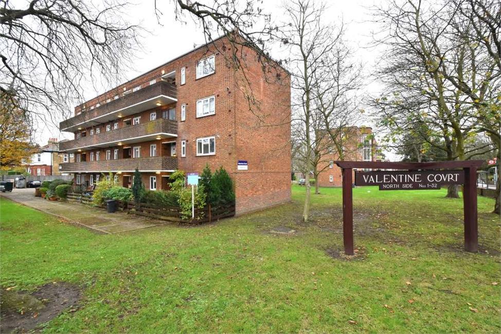 3 Bedroom Flat | SE23 2JA | Valentine Court | Pickwick Estates