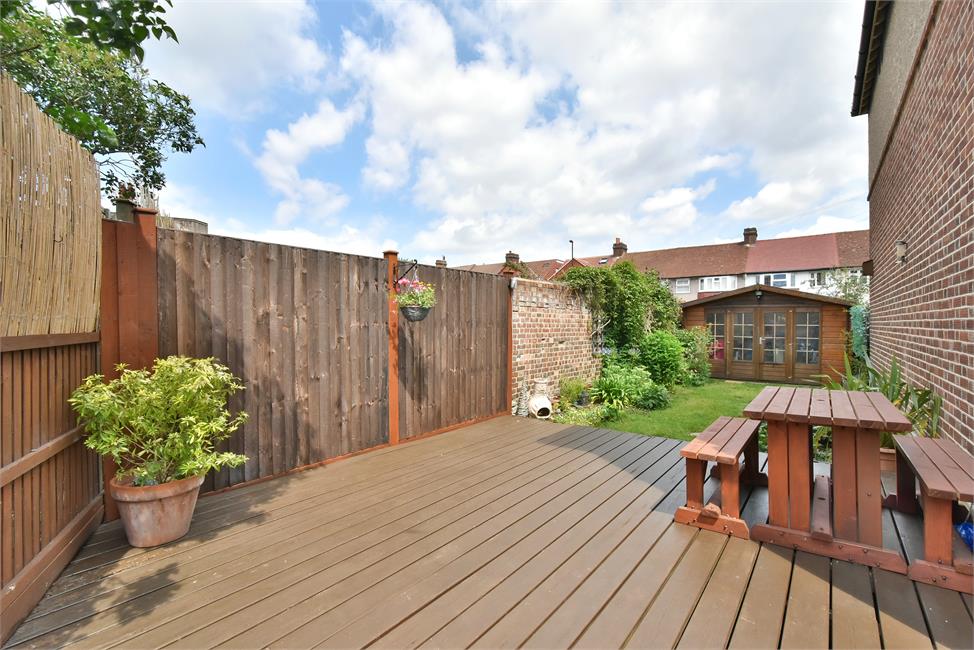 2 Bedroom Flat | SE23 1NL | Brockley Rise | Pickwick Estates