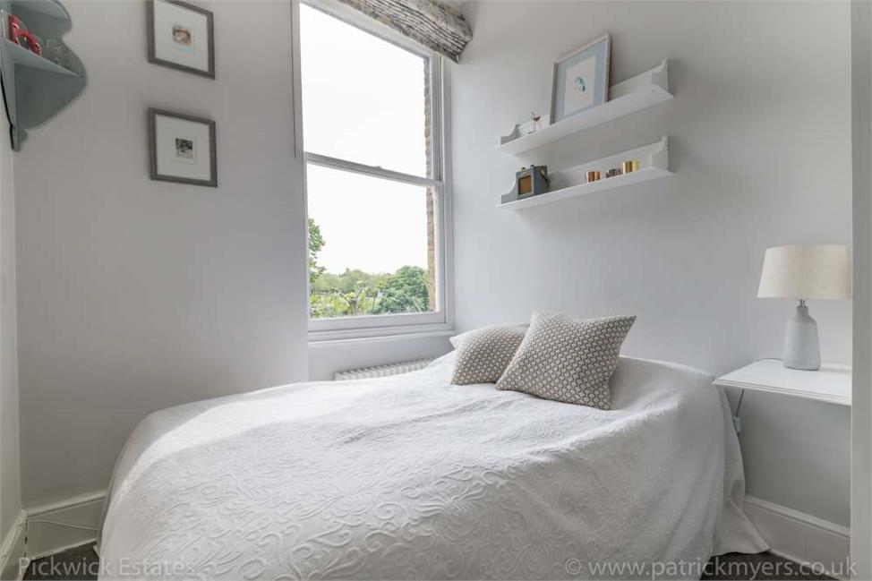 2 Bedroom Flat | SE22 9QA | Peckham Rye | Pickwick Estates