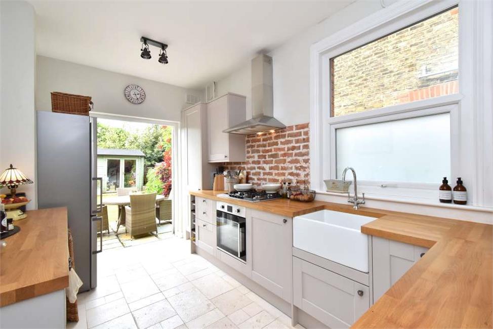 3 Bedroom House | SE23 1NL | Brockley Rise | Pickwick Estates