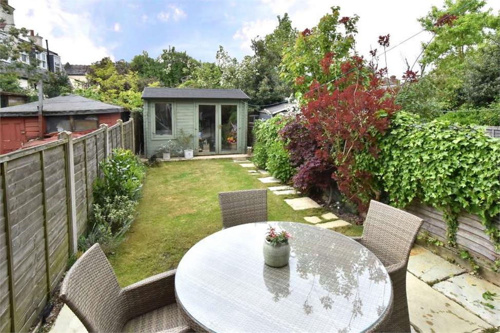 3 Bedroom House | SE23 1NL | Brockley Rise | Pickwick Estates