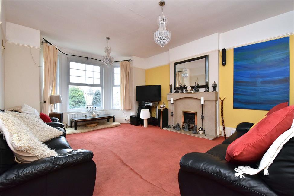 4 Bedroom Flat | SE26 5DP | Trewsbury Road | Pickwick Estates
