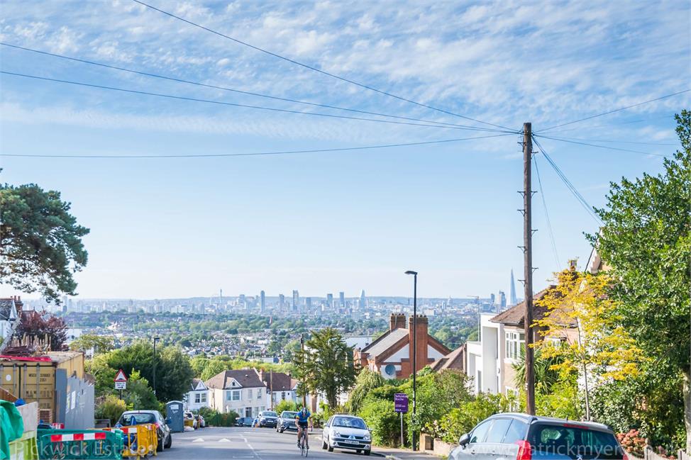 4 Bedroom House | SE23 3AG | Canonbie Road | Pickwick Estates