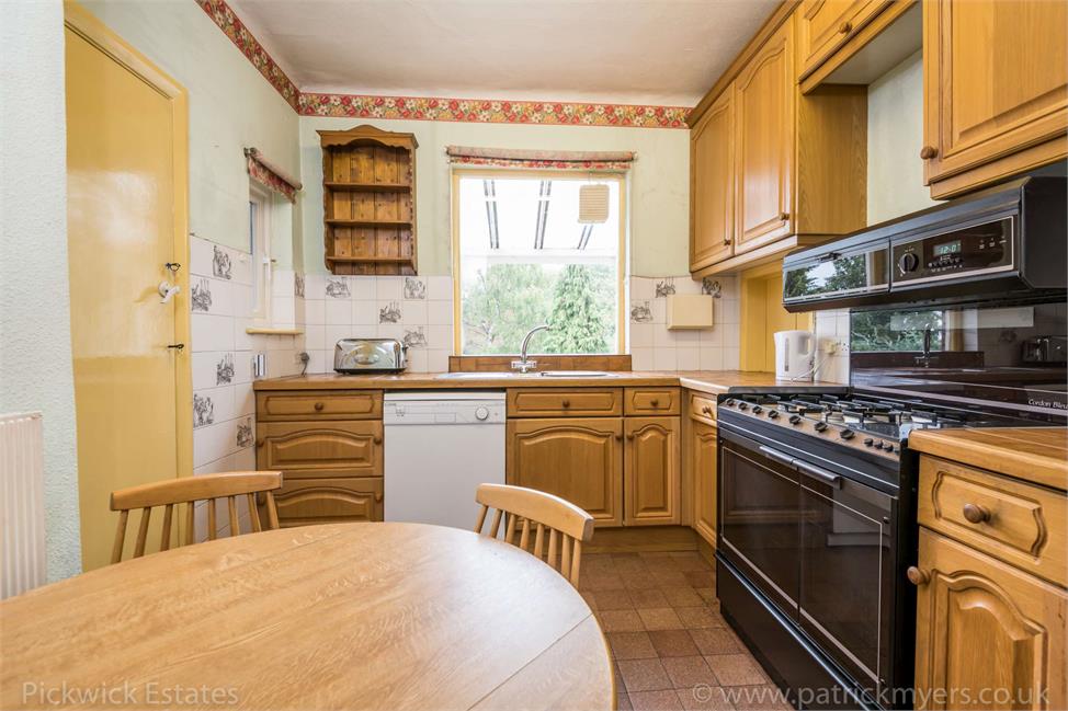 4 Bedroom House | SE23 3AG | Canonbie Road | Pickwick Estates