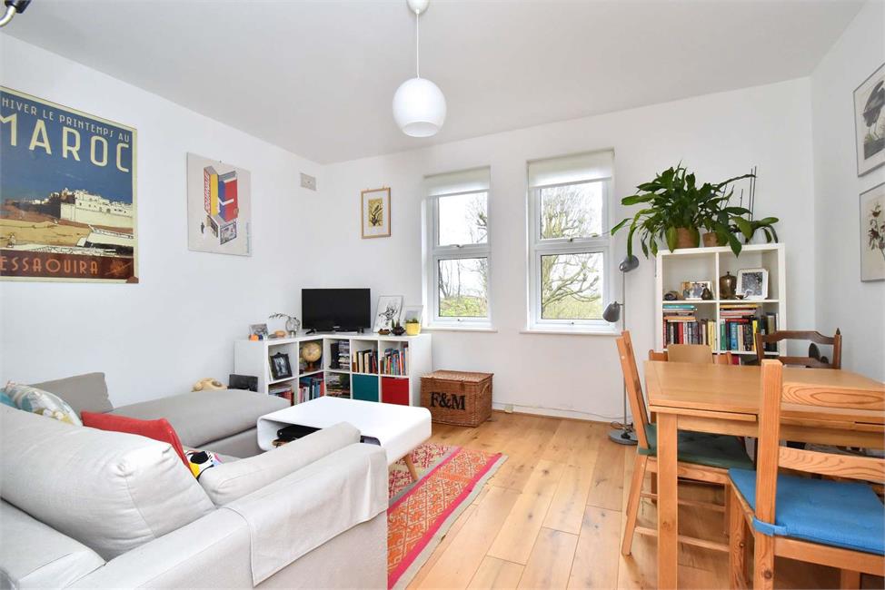2 Bedroom Flat | SE23 3TB | Flat 4, Cayman Court | Pickwick Estates