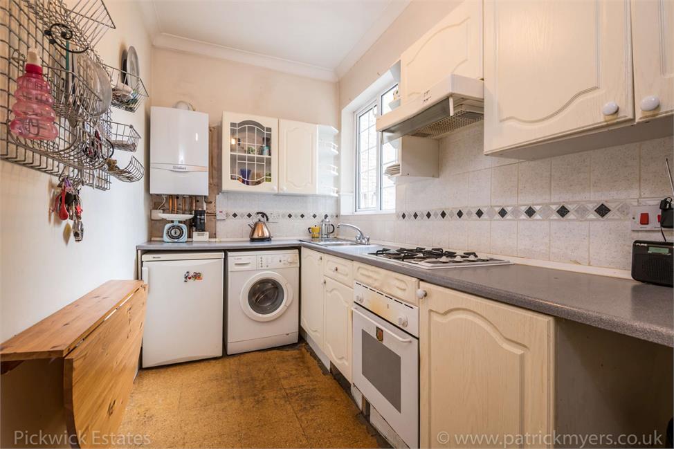 2 Bedroom Flat | SE23 1DY | Honor Oak Park | Pickwick Estates
