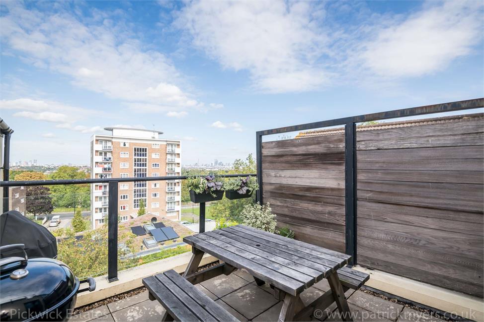 2 Bedroom Flat | SE23 3AP | Canonbie Road | Pickwick Estates