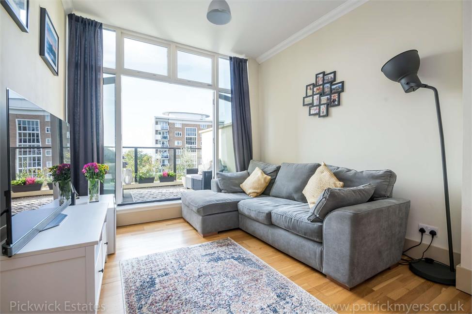 2 Bedroom Flat | SE23 3AP | Canonbie Road | Pickwick Estates